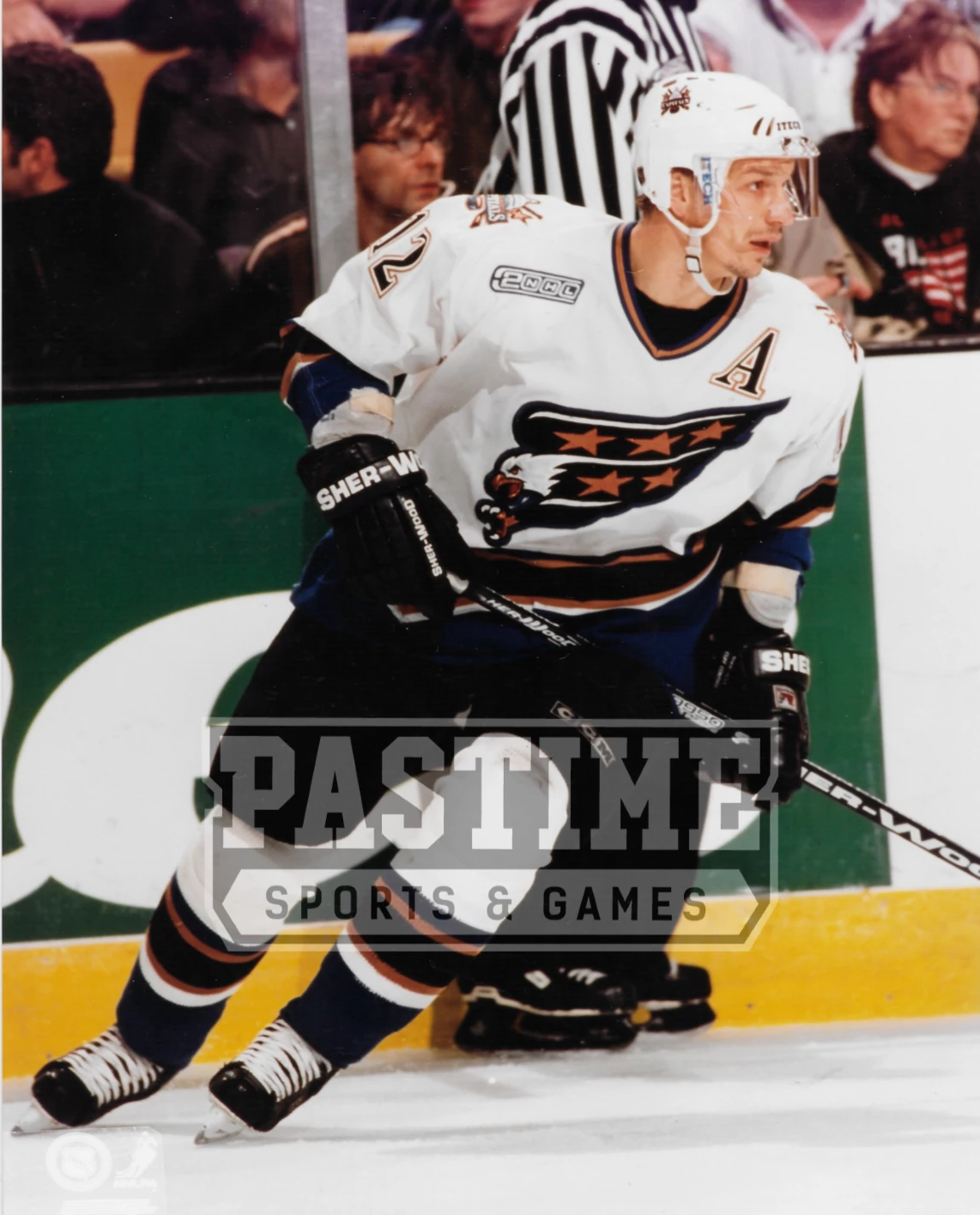 Peter Bondra 8X10 Capitals Away Jersey (Skating) | Pastime Sports & Games